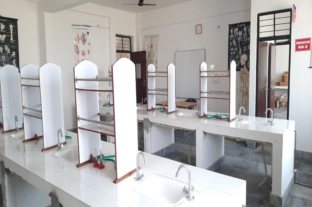 Mahendra-Gayatri College Of Pharmacy